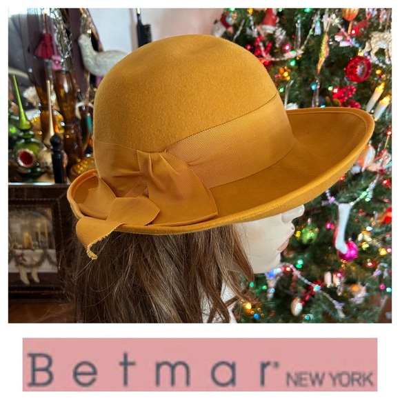 betmar | Accessories | Vintage Gold Wool Hat | Poshmark